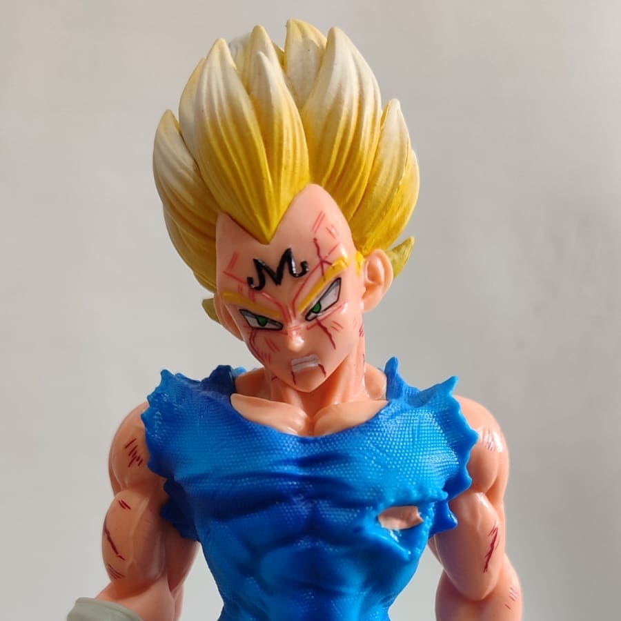 Majin Vegeta War Damage – StoreTudo