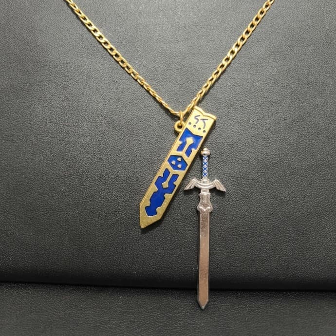 Colar Master Sword – StoreTudo